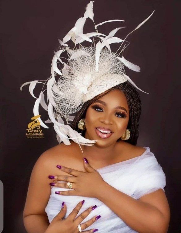 60+ Latest Fascinator Designs for Fashionable Ladies - Claraito's Blog