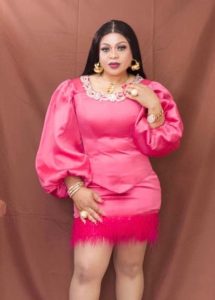 40+ Duchess Material Styles for Ladies - Stunning Collections ...