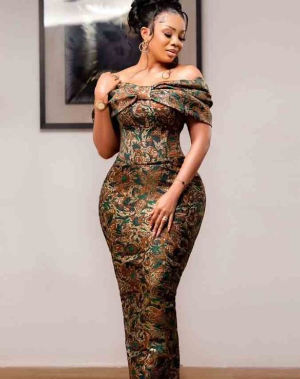 30 Brocade Material Styles for Ladies - Trendy Styles - Claraito's Blog